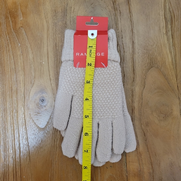 Rampage | Accessories | Nwt Rampage Soft Pink Tight Knit Winter Gloves ...
